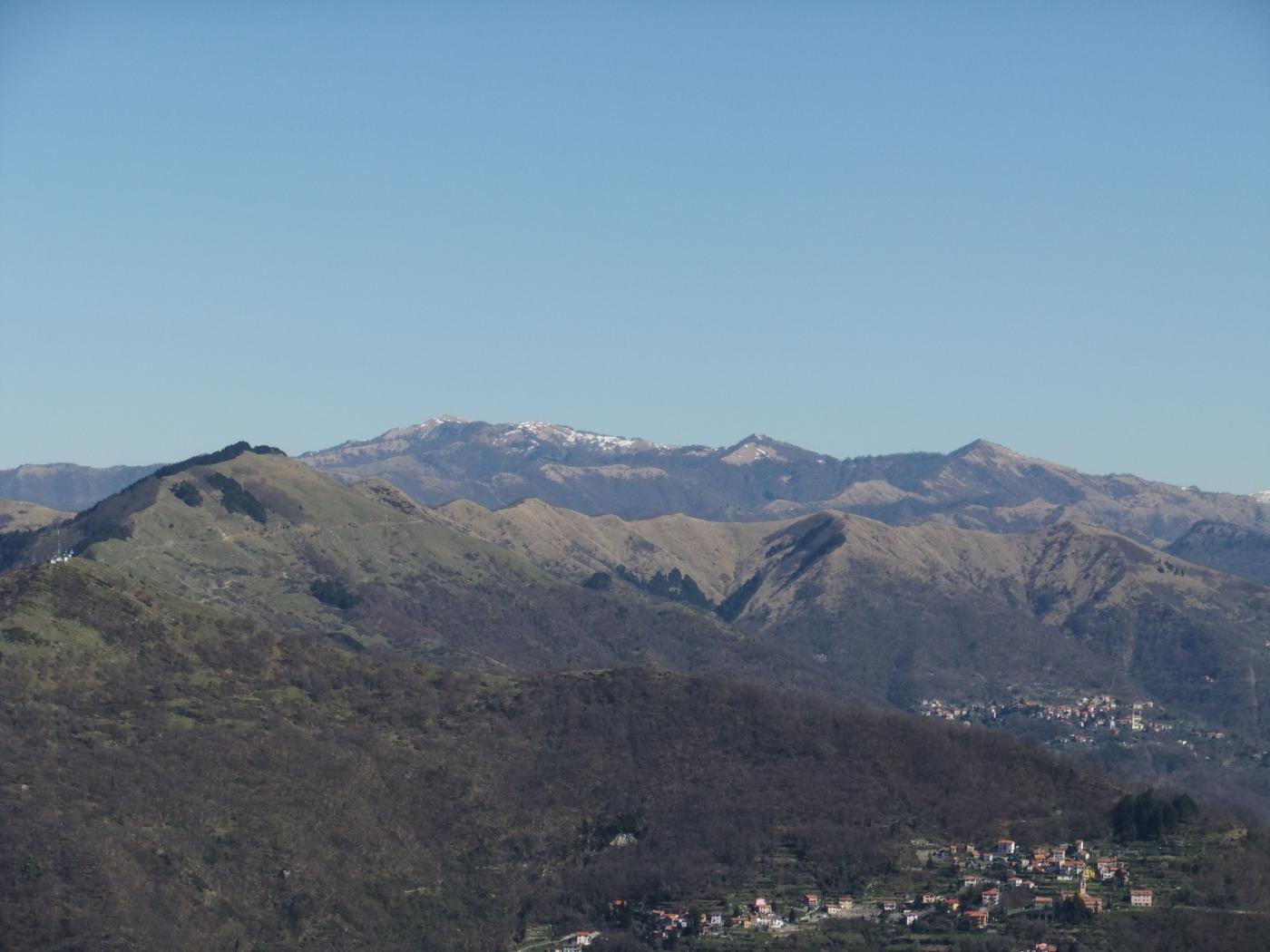 Fasce (Monte) da Genova Quinto, anello per i Monti Bastia, Croce ...