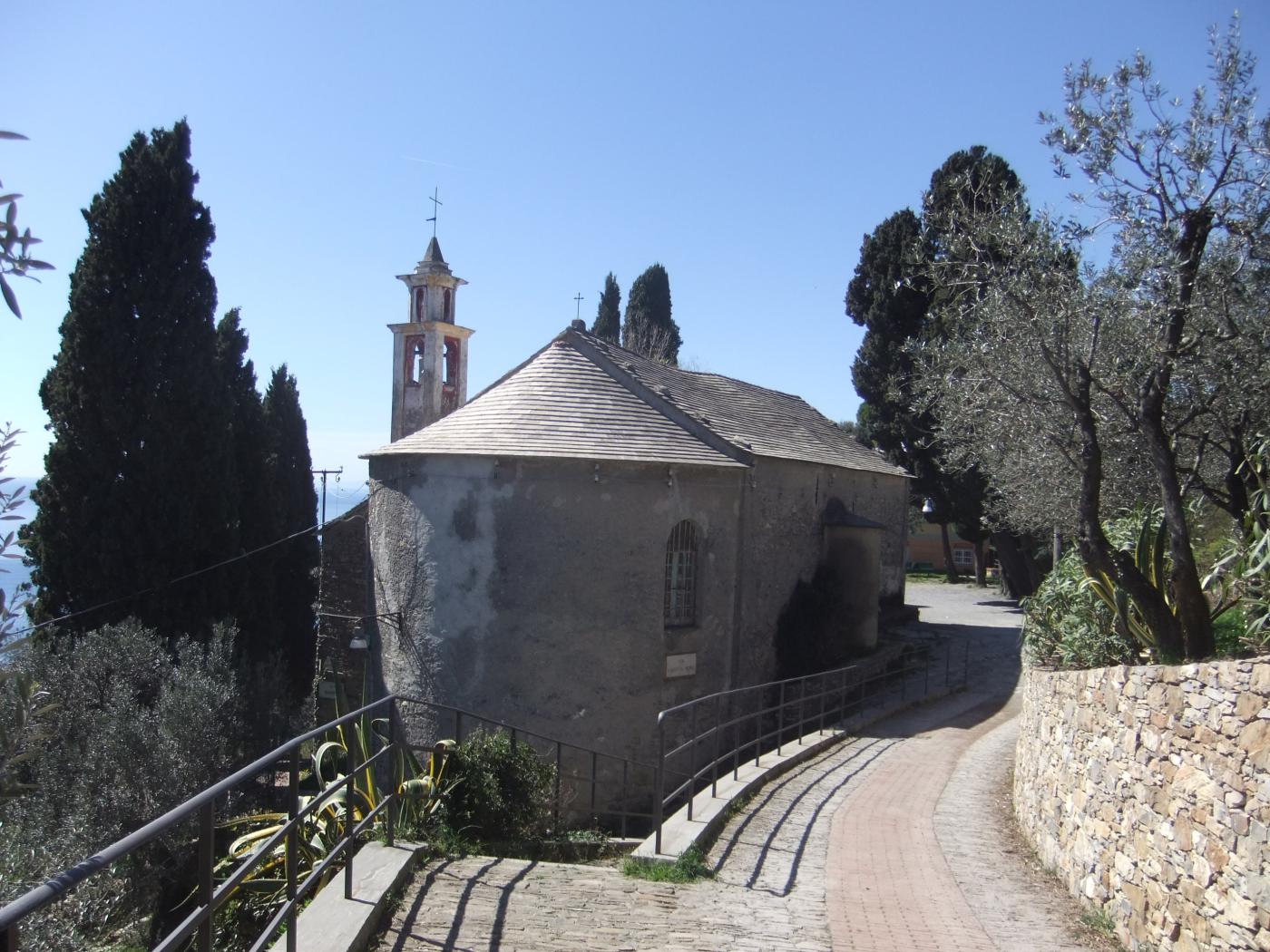 Fasce (Monte) da Genova Quinto, anello per i Monti Bastia, Croce ...