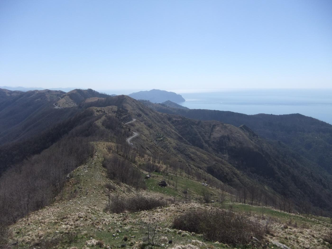 Fasce (Monte) da Genova Quinto, anello per i Monti Bastia, Croce ...